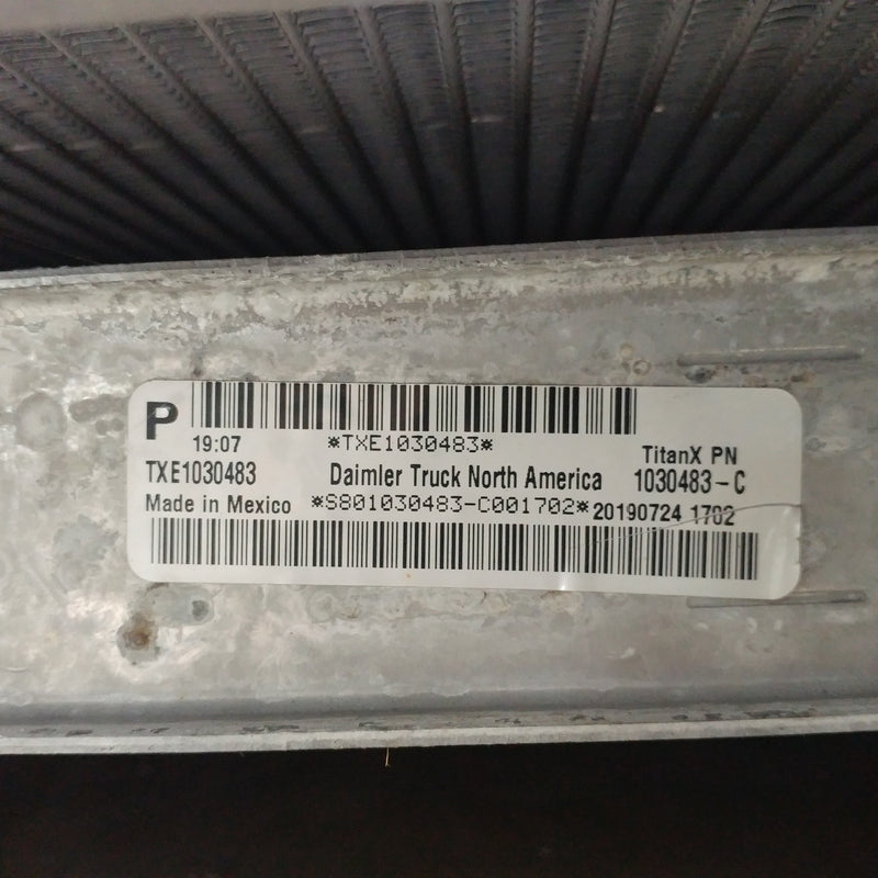 Freightliner M2 Radiator - TXE 1004048 & CAC - TXE 1030483