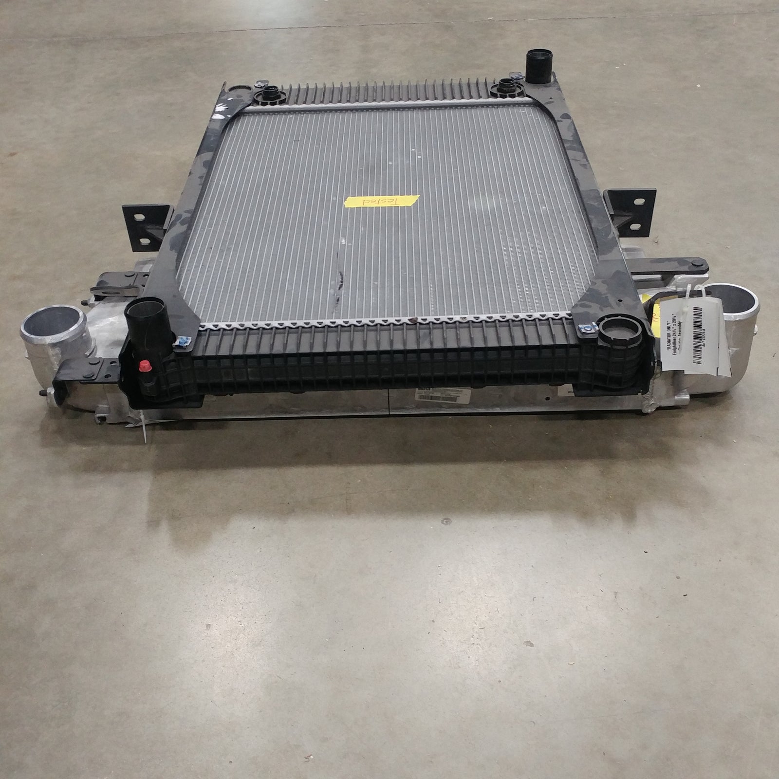 Freightliner Radiator & CAC - BHT D3032 Assembly - P/N BHT E2275