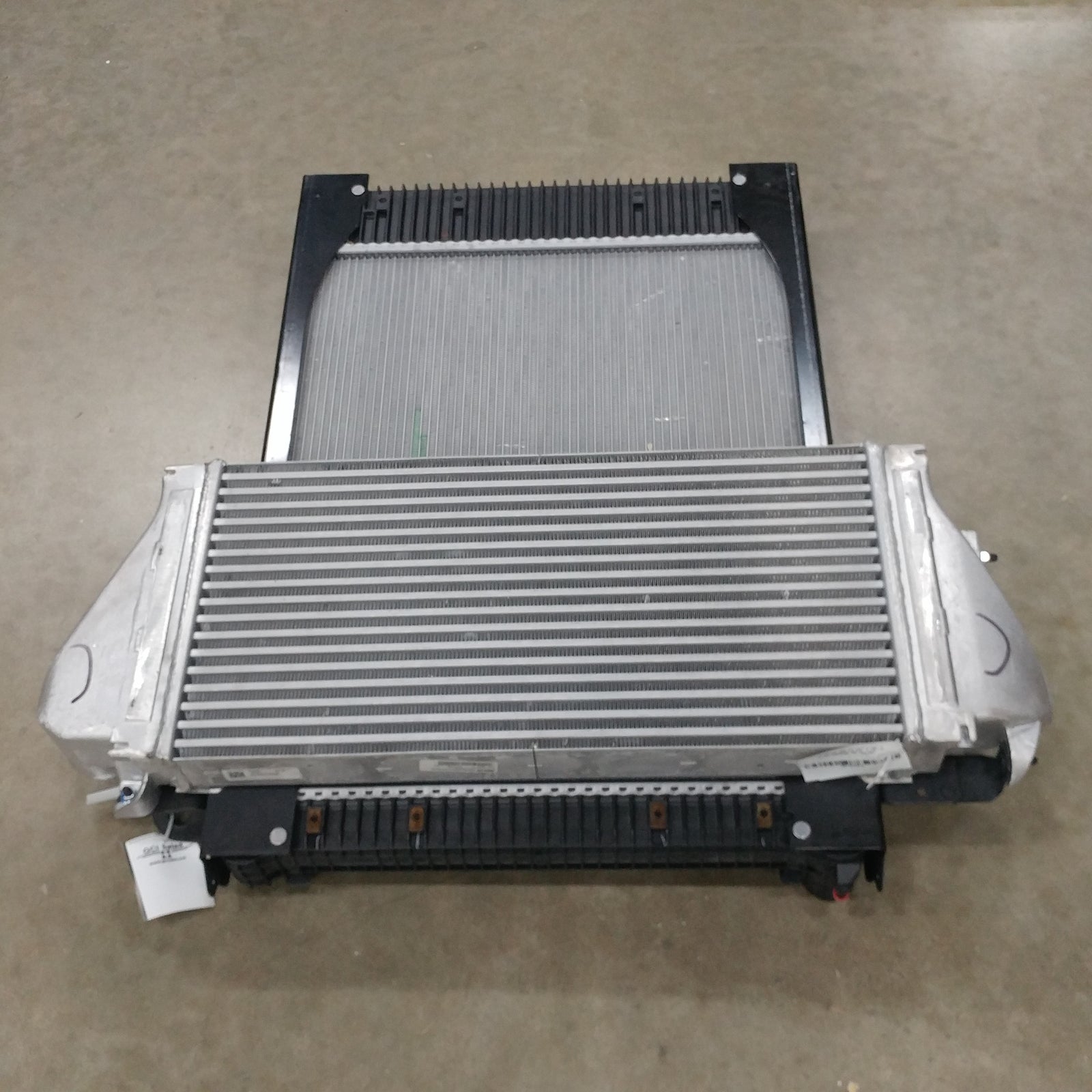 Freightliner Radiator & CAC - BHT D3032 Assembly - P/N BHT E2275