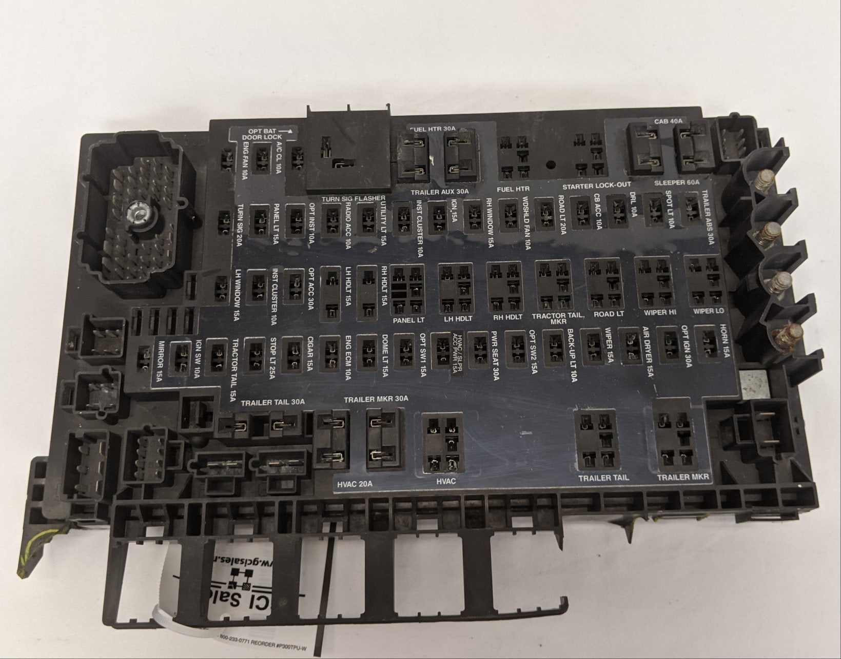 Damaged Freightliner Columbia FLX PDM Main Power Module- P/N A06-40943