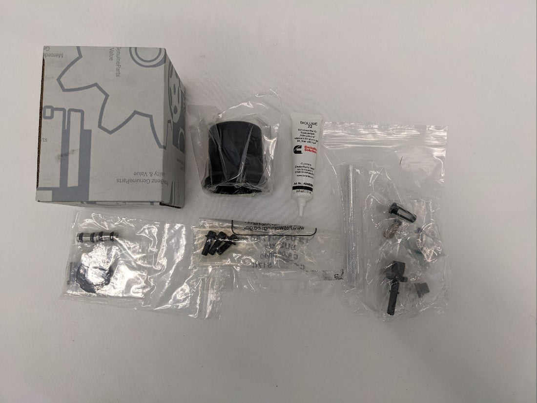 New Detroit DEF Supply Unit and metering Unit Kit Filter - P/N DDE A00