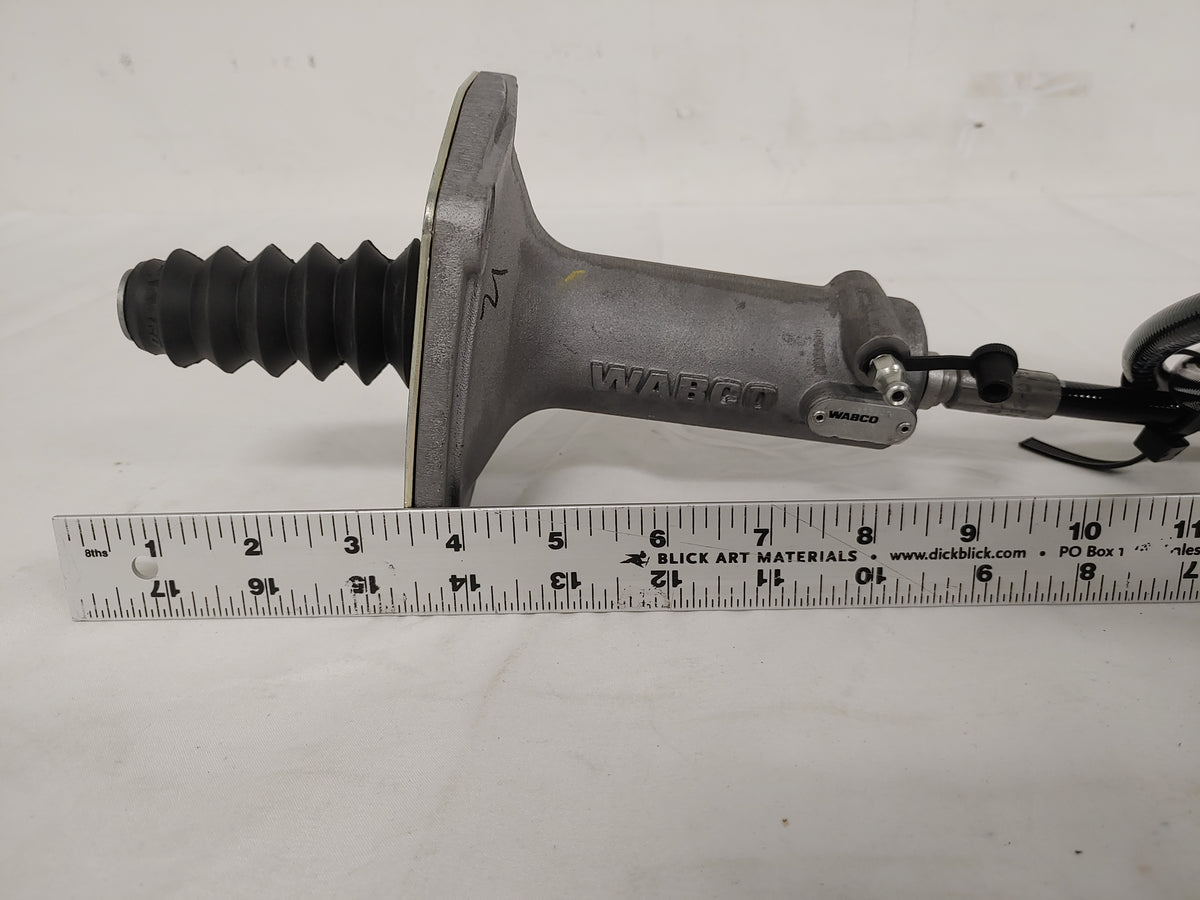 Wabco Hydraulic Clutch Pedal & Slave Cylinder Assy - P/N A02-14022-000