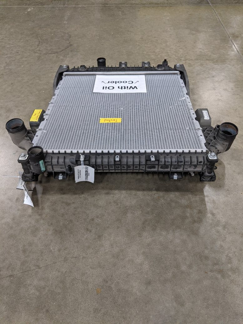 Freightliner M2 Radiator - TXE1004016 & CAC - TXE1030481