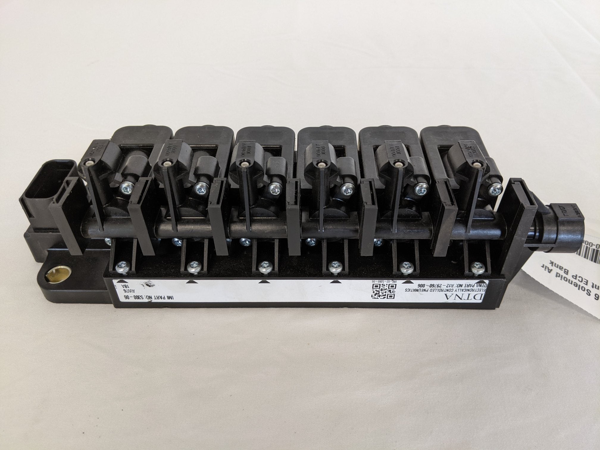 Freightliner 6 Solenoid Air Management ECP Bank - P/N A12-29760-006