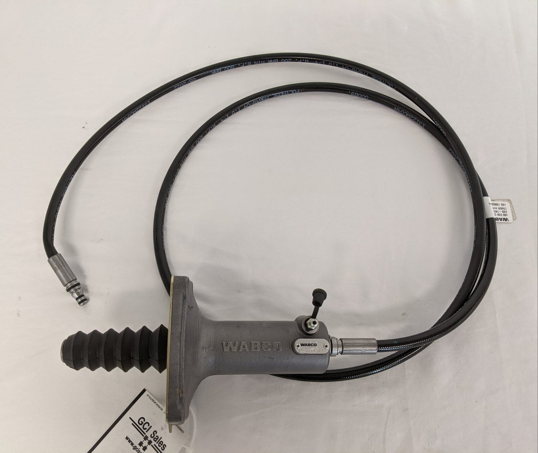 Wabco Clutch Control Slave Cylinder & Hose - P/N A02-13133-000