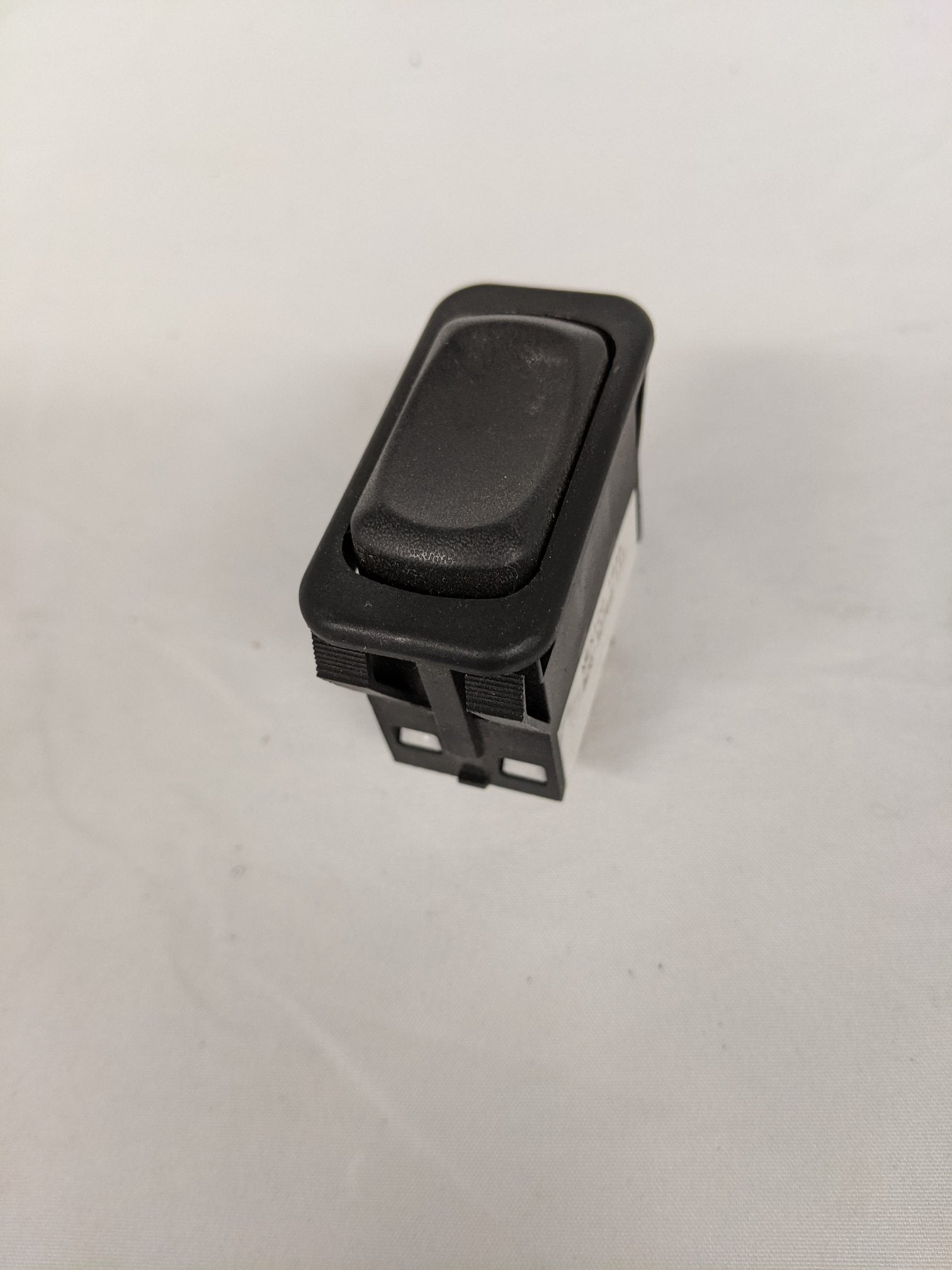 Freightliner Blank Rocker Switch - P/N A06-30769-131