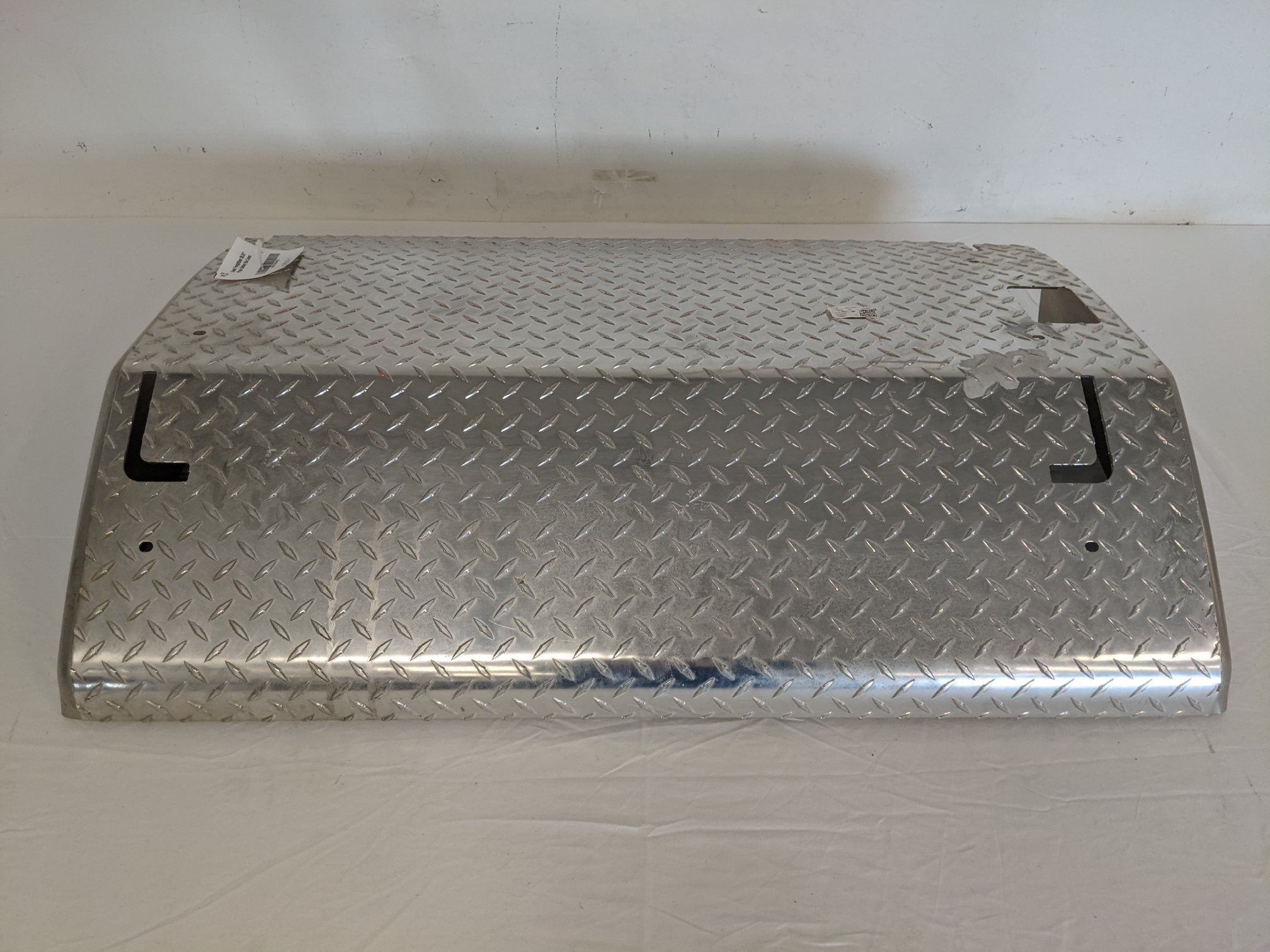 Freightliner 39.61" Plain ATD Battery Box Cover - P/N A06-75749-042