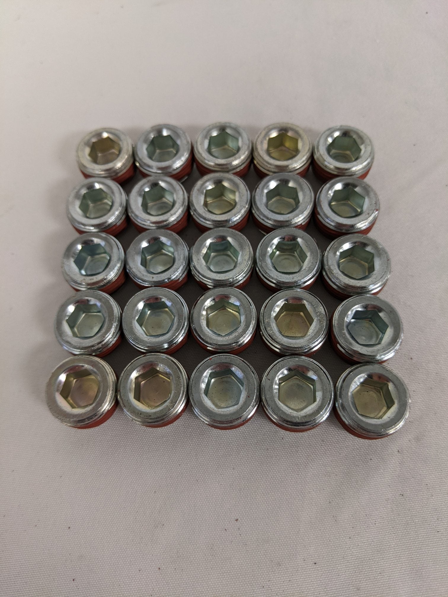 *Lot Of 25* 5/8" Steel Pipe Plug