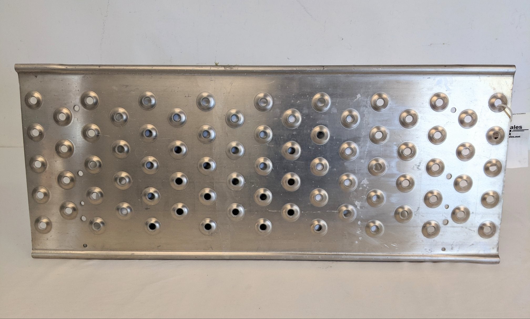 Freightliner Fixed Tread Polished Deck Plate - P/N A22-69379-002