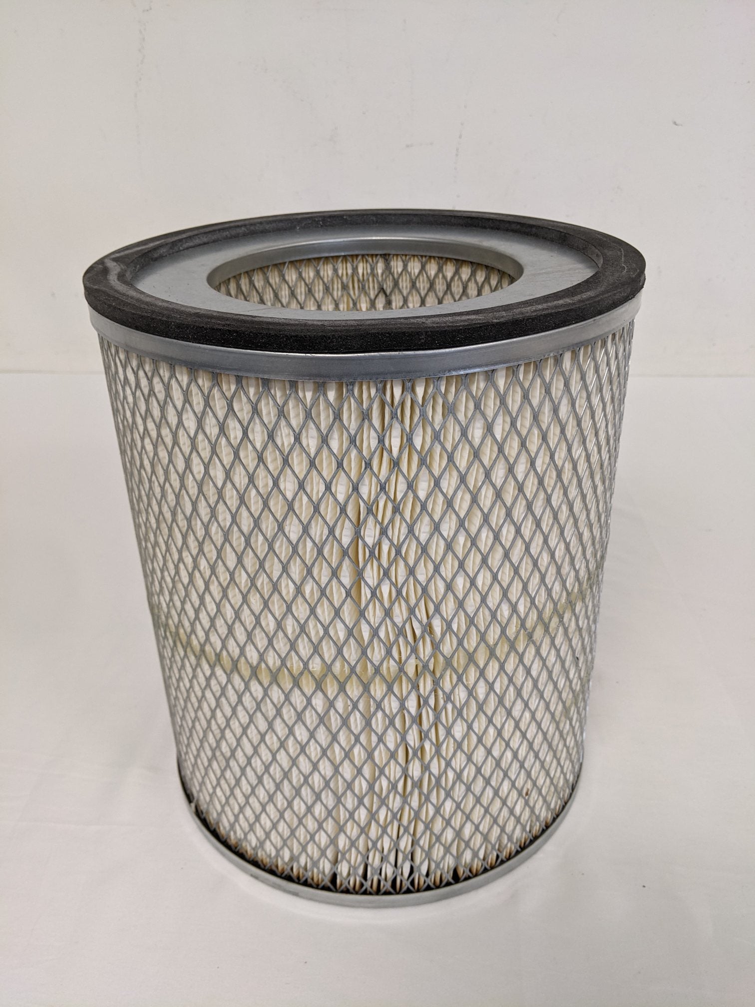 Fleetguard Engine Air Cleaner Filter - P/N FG AF332