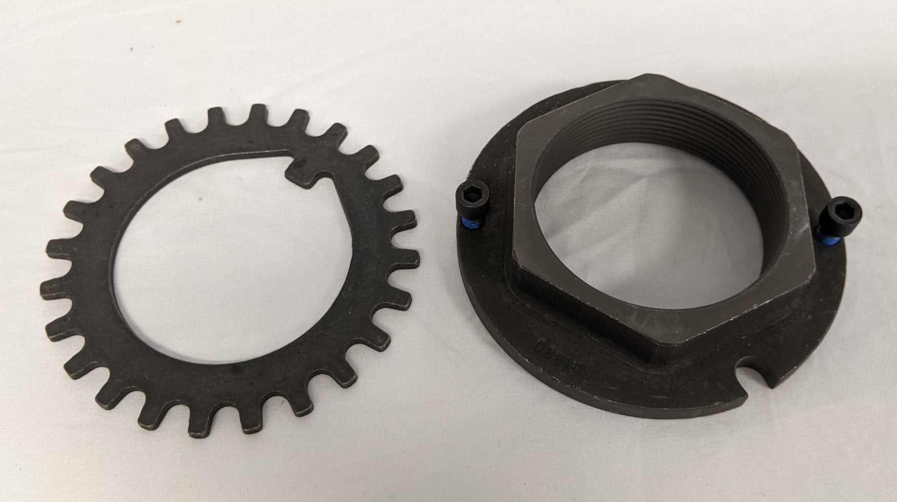 SKF Scotseal FSW Spindle Nut/Washer Oil Seal Hubcap - P/N SN262GWDA