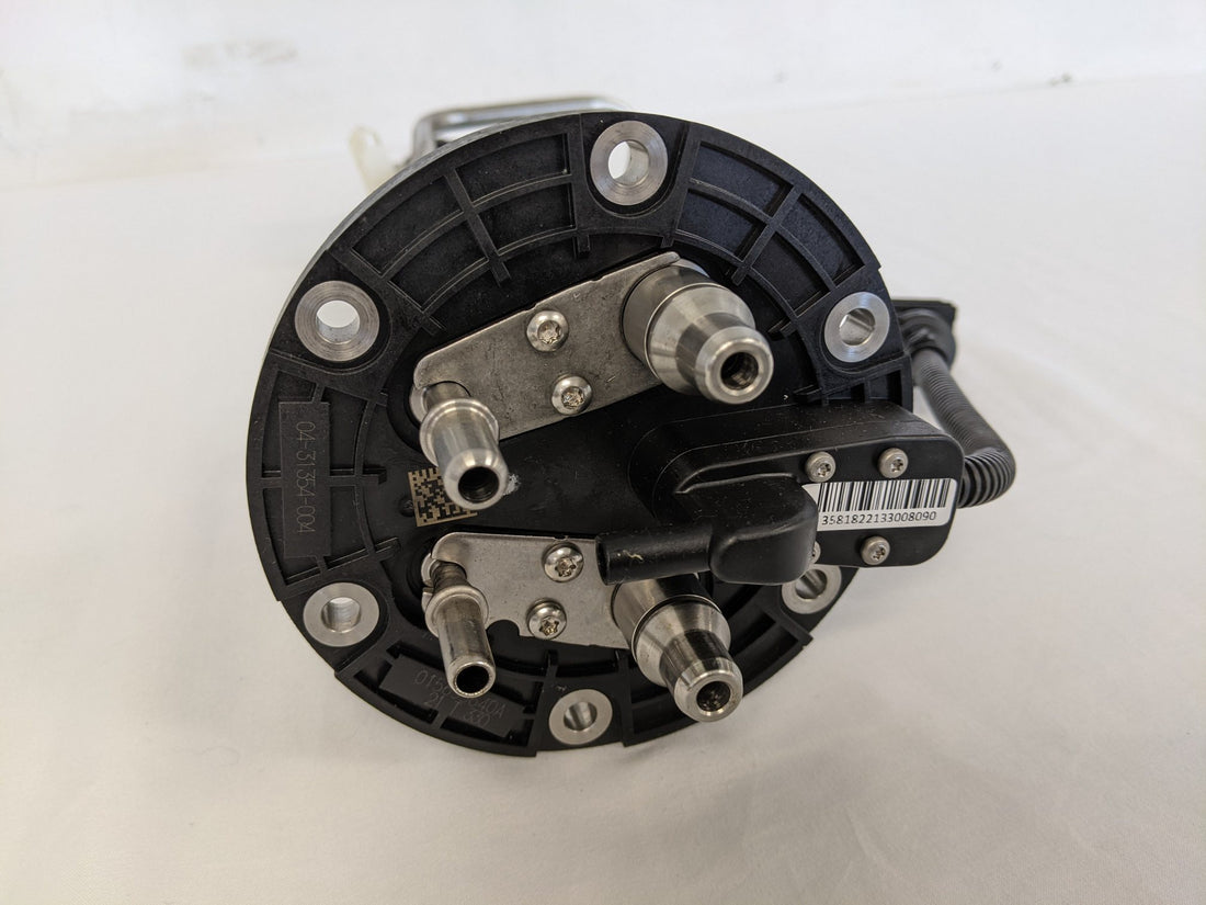 Freightliner OEM Cummins 6 Bolt DEF Tank SSI Header - P/N 04-31354-004