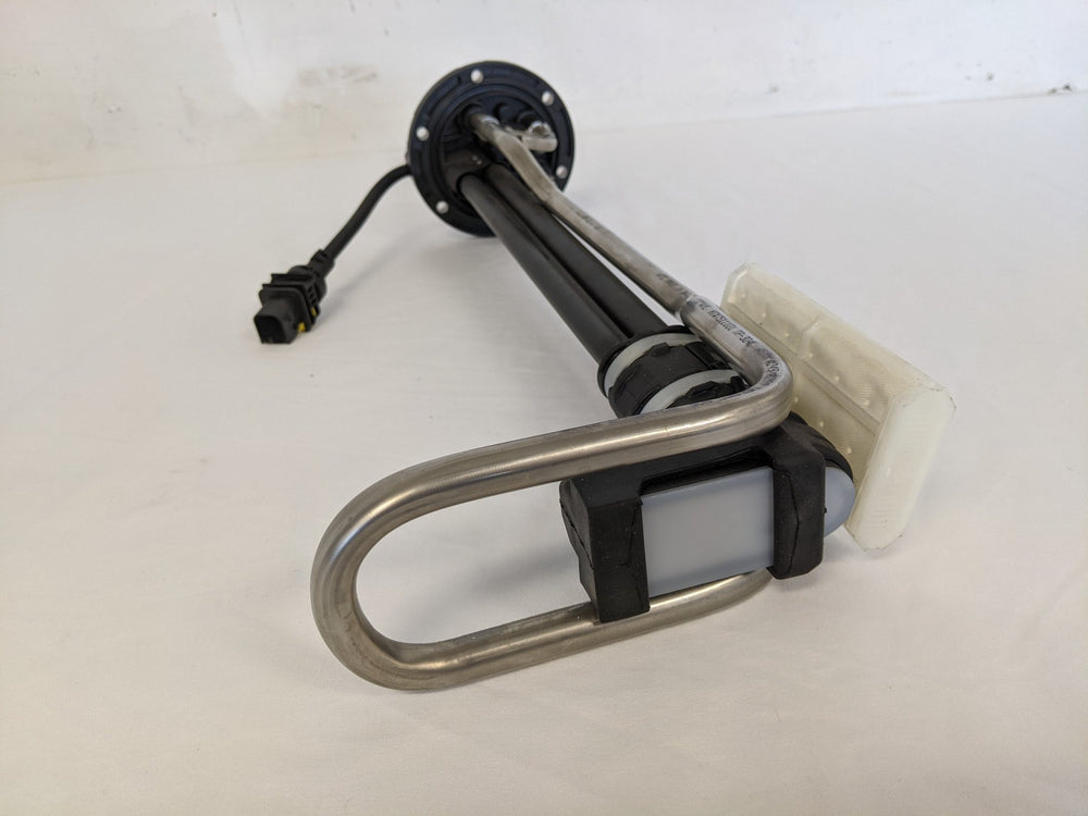 Freightliner OEM Cummins 6 Bolt DEF Tank SSI Header - P/N 04-31354-004