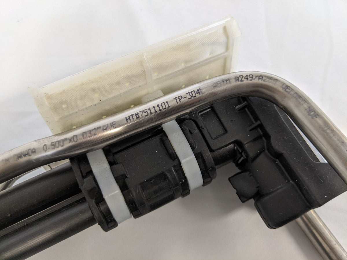 Freightliner OEM Cummins 6 Bolt DEF Tank SSI Header - P/N 04-31354-004