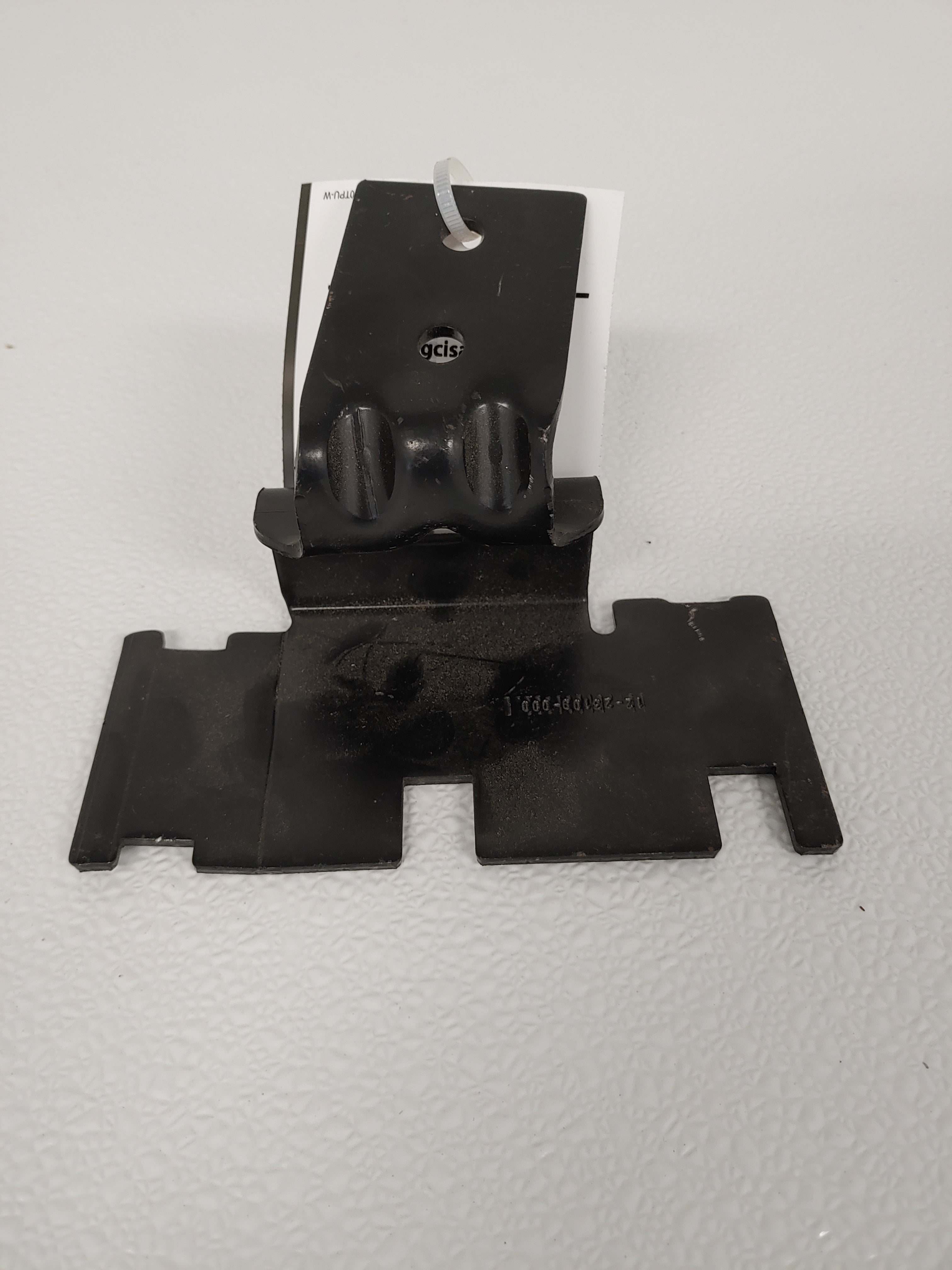 Freightliner Front Chassis Pipe Support Bracket - P/N 12-23109-000