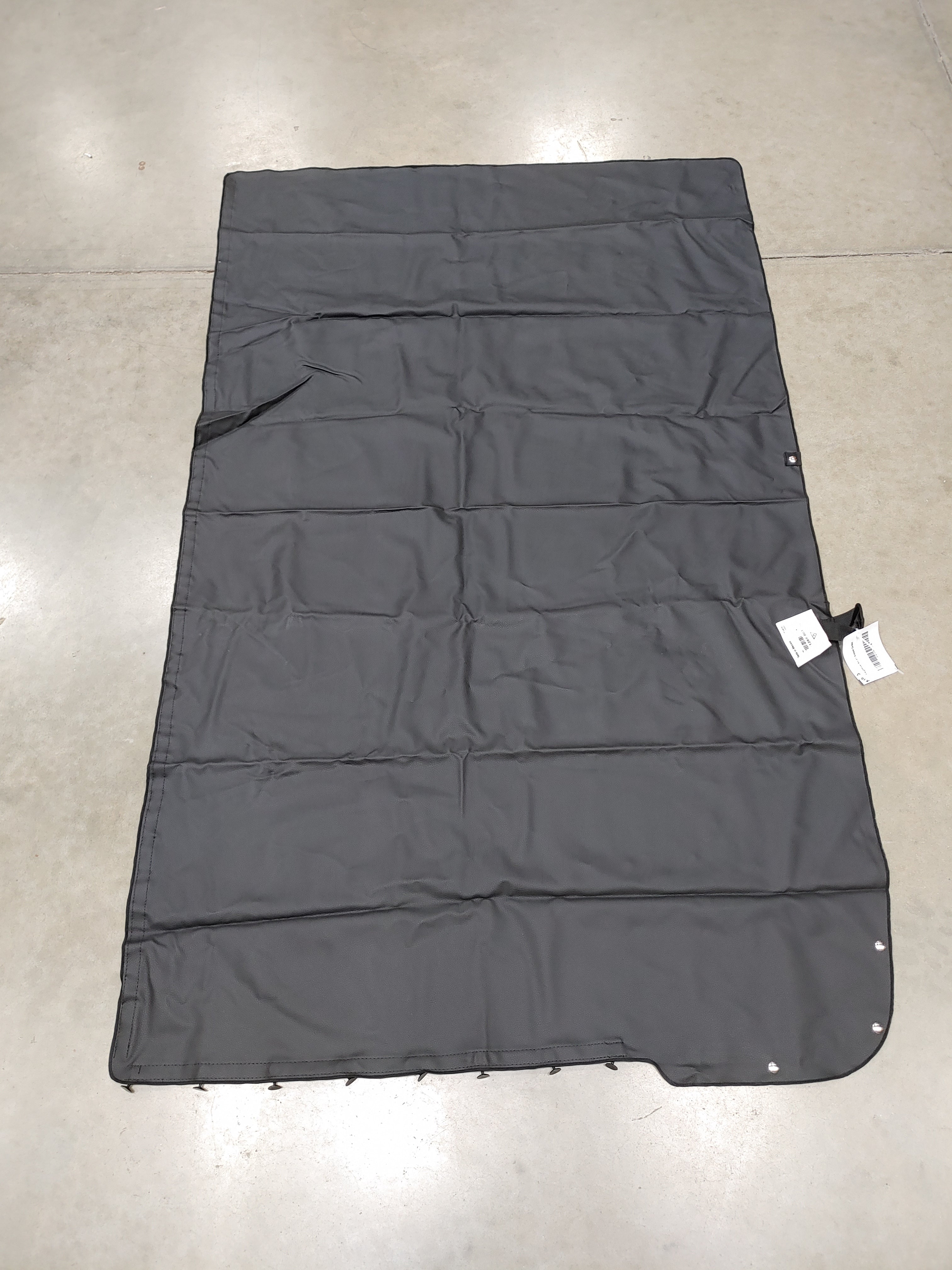 Freightliner RH 78 ¾" X 47 ½" XT Sleeper Curtain - P/N A18-71288-001