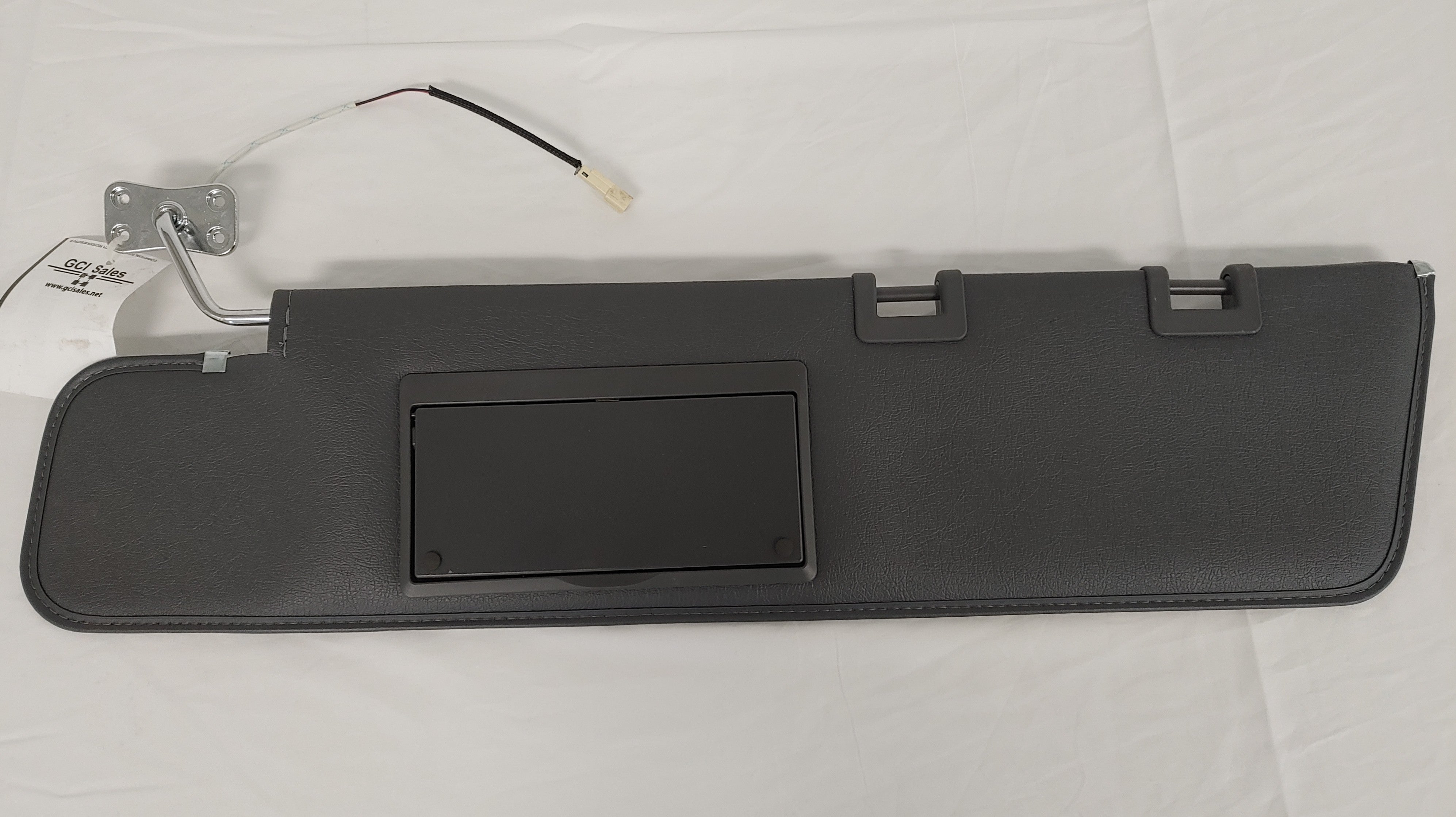 Freightliner LH Interior Sliding Sun Visor - P/N A22-75601-029