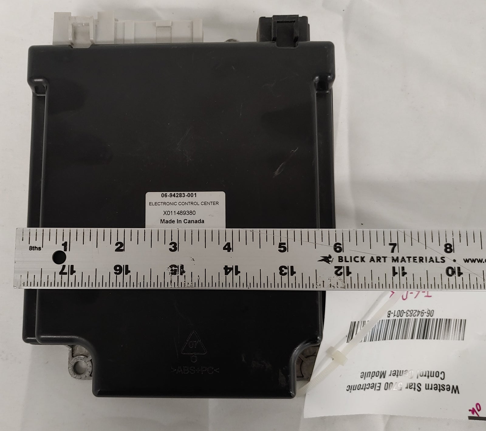 Western Star 5700 Electronic Control Center Module - P/N: 06-94283-001