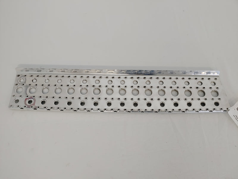 Freightliner LH 32½ Inch Polished Tread Step - P/N: 22-68079-102