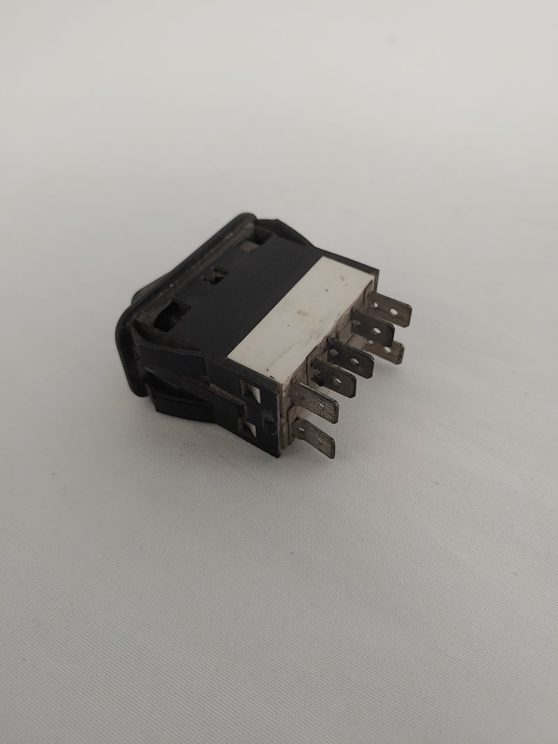 Used Freightliner Utility Lamp Switch - P/N A06-22523-003