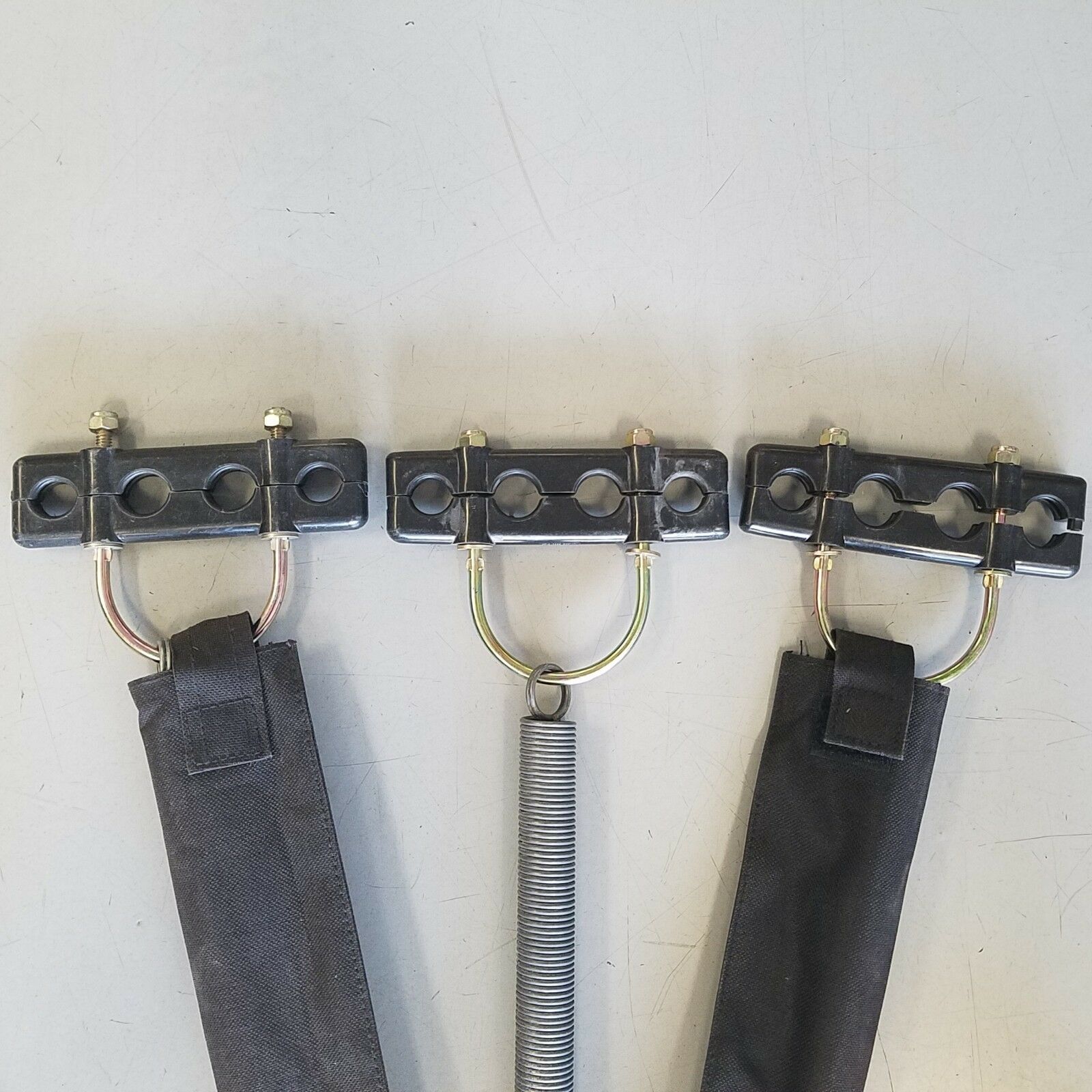 Phillips 4-Hole Hangers with 18 Inch Springs - P/N: A22-51707-000