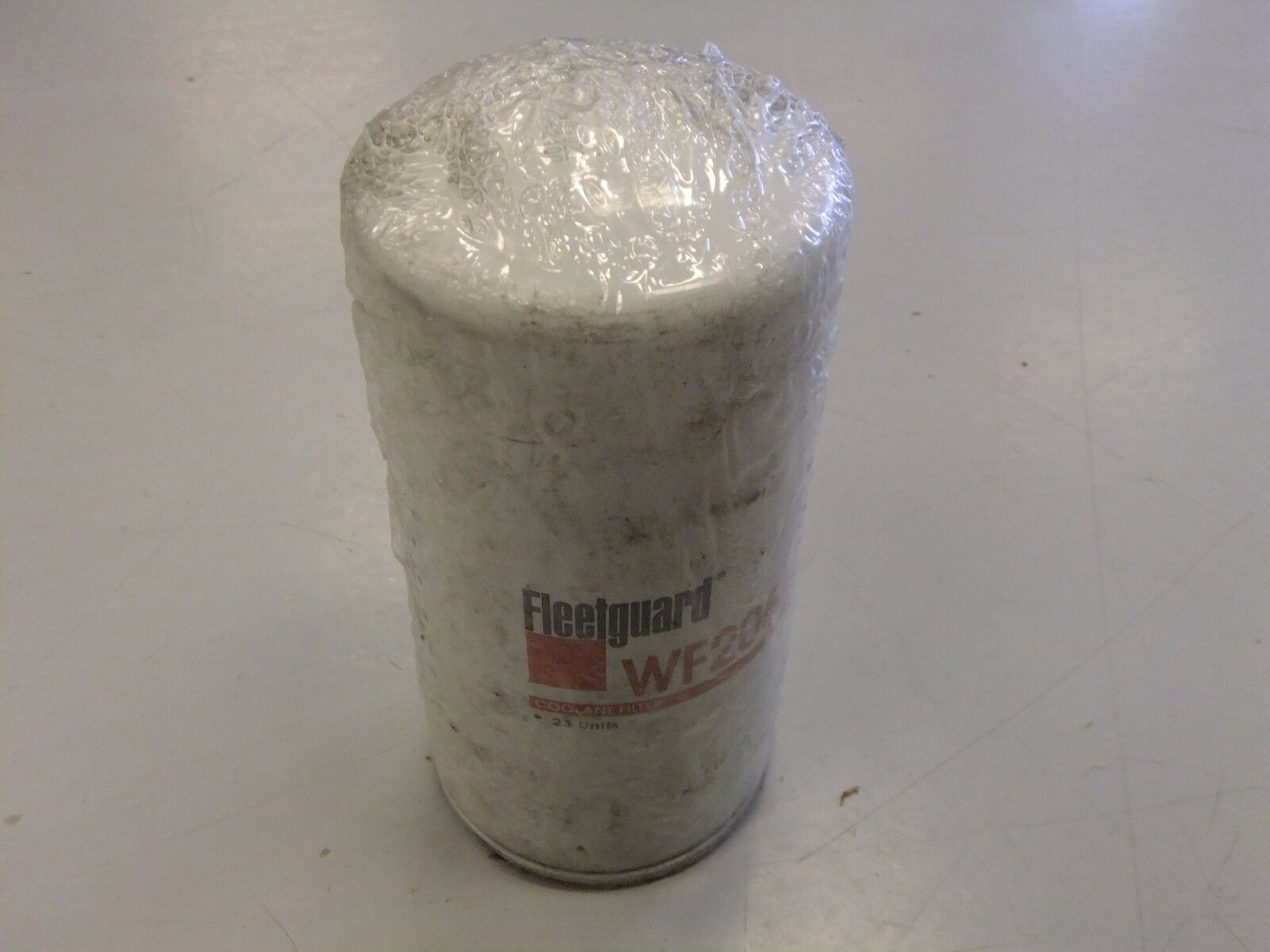 New Fleetguard Water Coolant Filter - WF2055